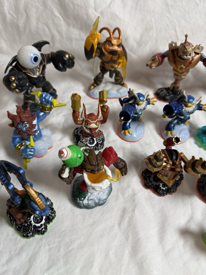Skylanders Lot 21 Figures Plus 3 Games Giants Wii Xbox 360 Starter ...