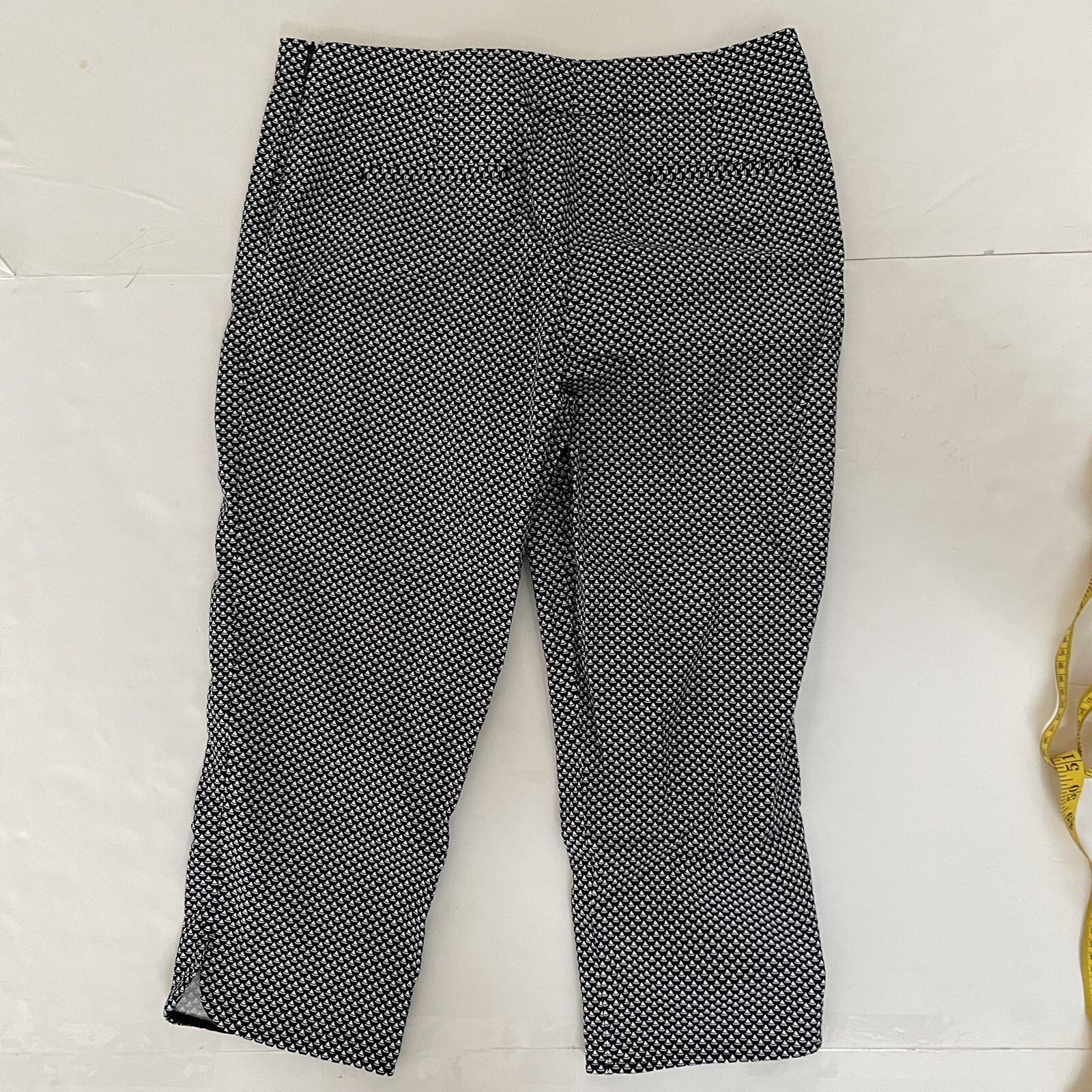 Talbots Heritage Capris Pants Black White Stretch Cotton Women's Petite ...