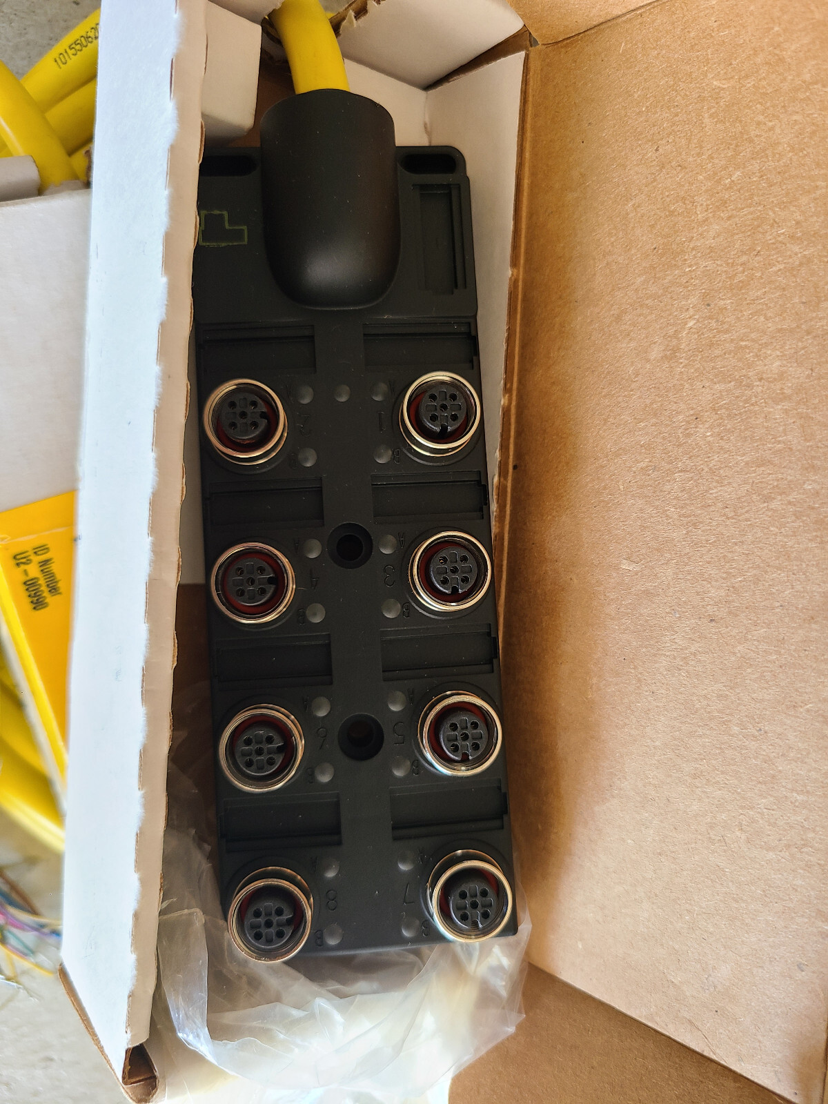 TURCK 8MB12Z-5-5 MULTIBOX BLOCK NSFP Eurofast Low-Profile Junction Bo ...