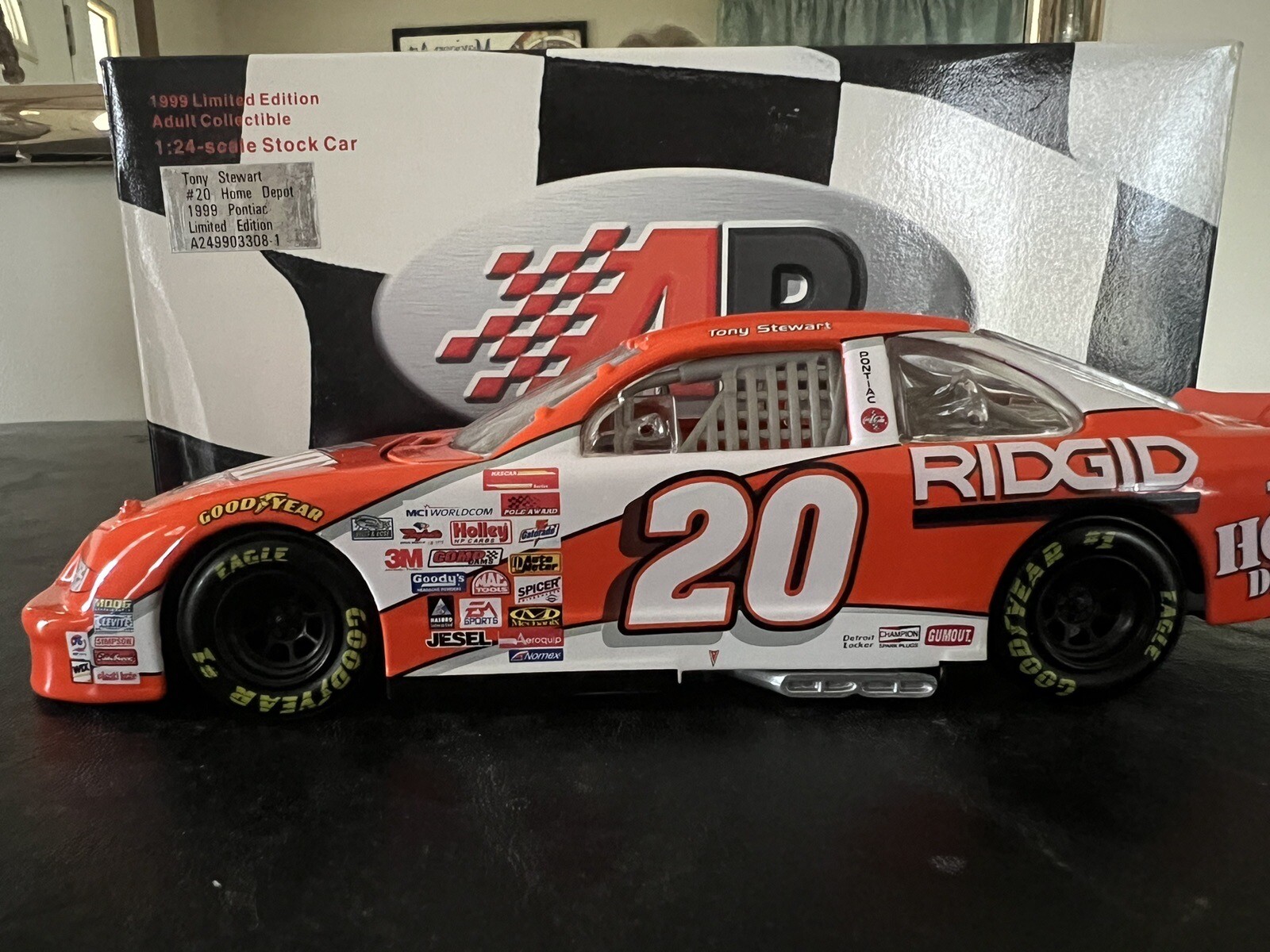 Tony Stewart #20 1999 Home Depot "Rookie" 1/24 Action Performance ...