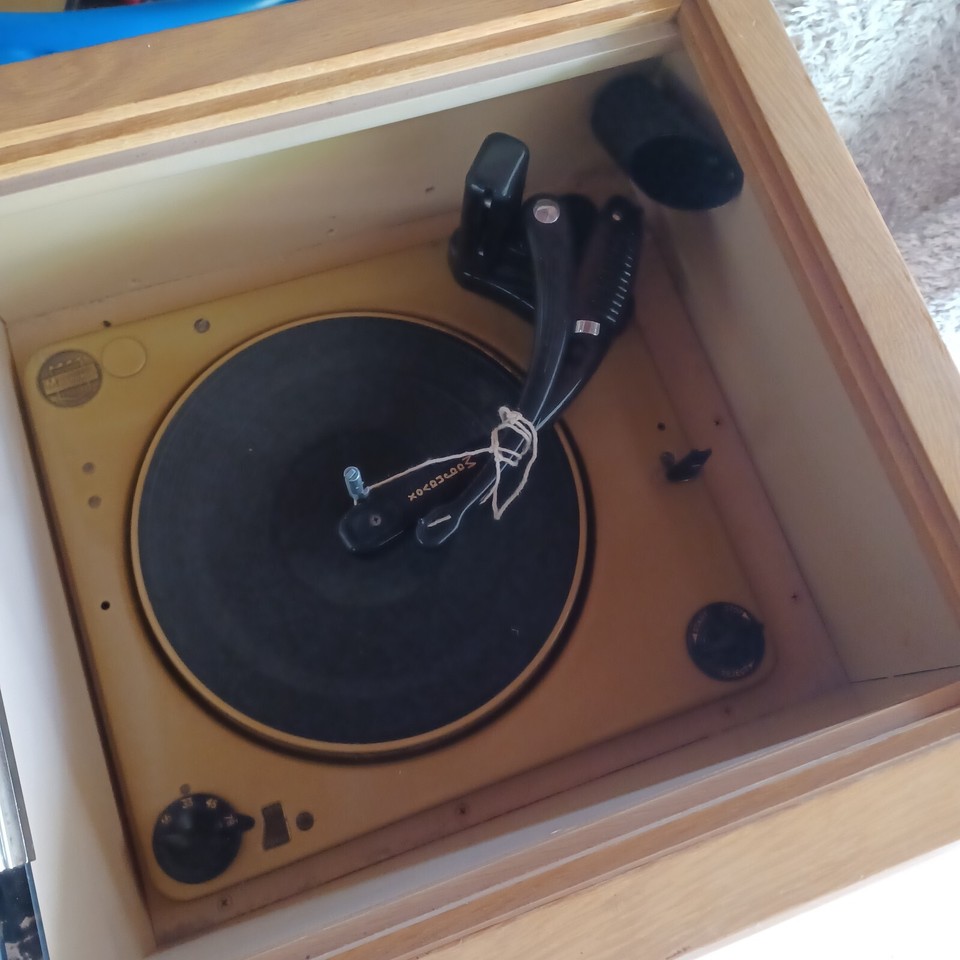 Vintage Magnificent Magnavox Stereophonic Hi-Fi Console AM/FM Record ...