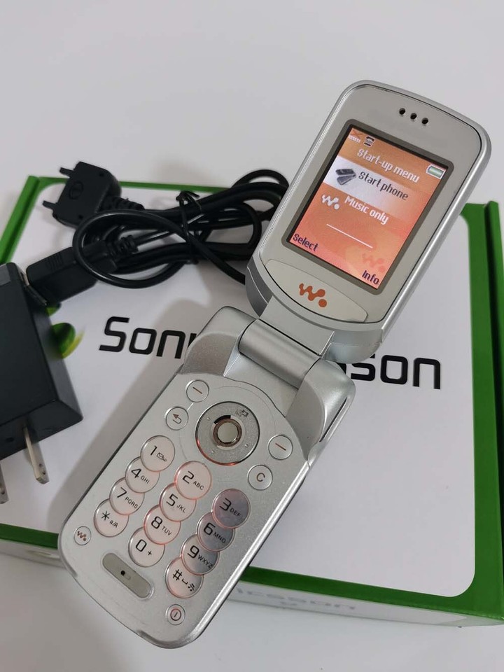 Unlocked Sony Ericsson W300 W300i Radio GSM 2G Bluetooth Keyboard ...