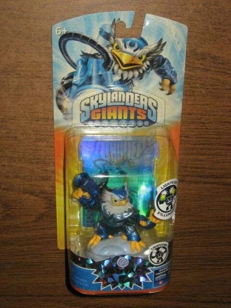 Skylanders Giants Prism Break Lightcore White Flocked RARE Variant ...