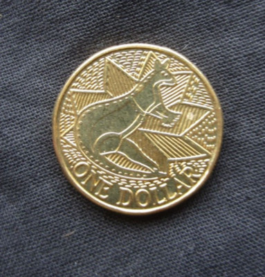 1988 AUSTRALIAN $1 ONE DOLLAR COIN - BICENTENNIAL KANGAROO ABORIGINAL ...