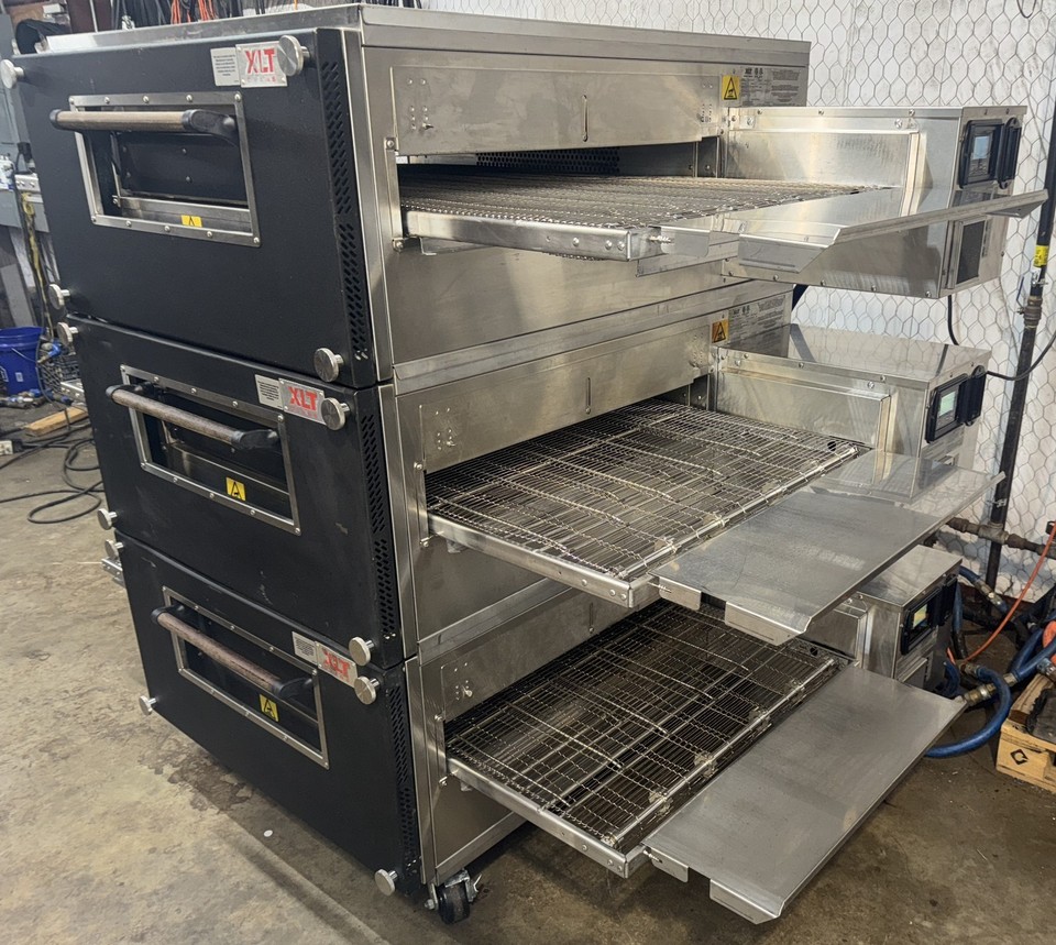 2018 XLT 3240 Nat Gas Triple Stack Pizza Conveyor Ovens** Video Demo ...