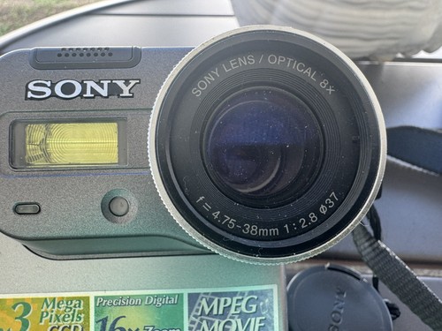 Vintage Sony Mavica MVC-FD88 1.3MP 16x Zoom Digital Camera | eBay