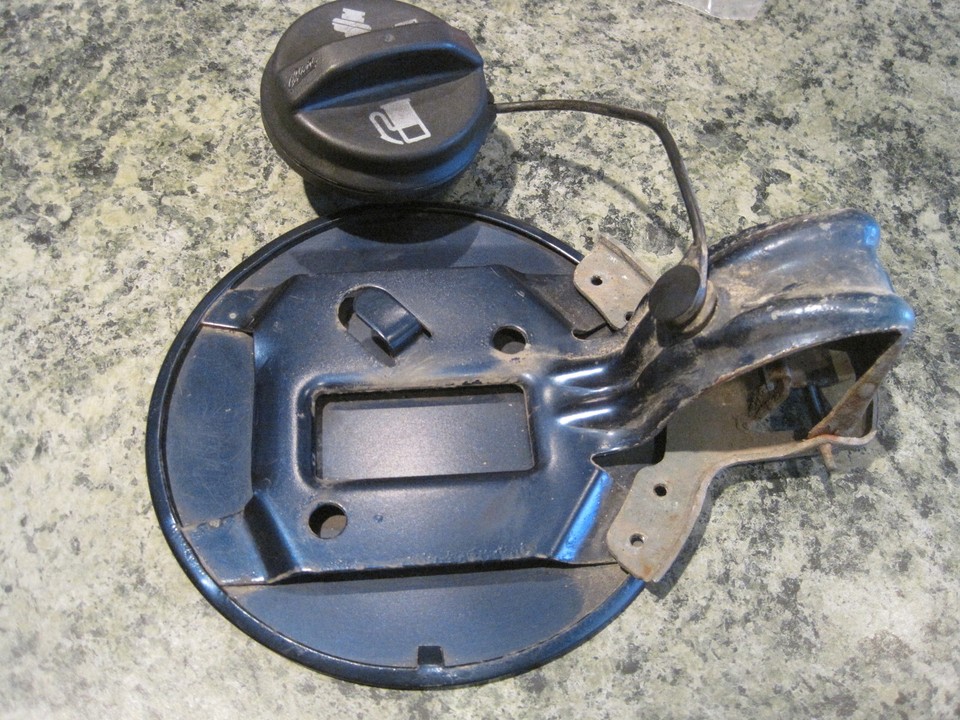 2003 BUICK Rendezvous Fuel Filler Door lid gas tank cap OEM Indigo Blue ...