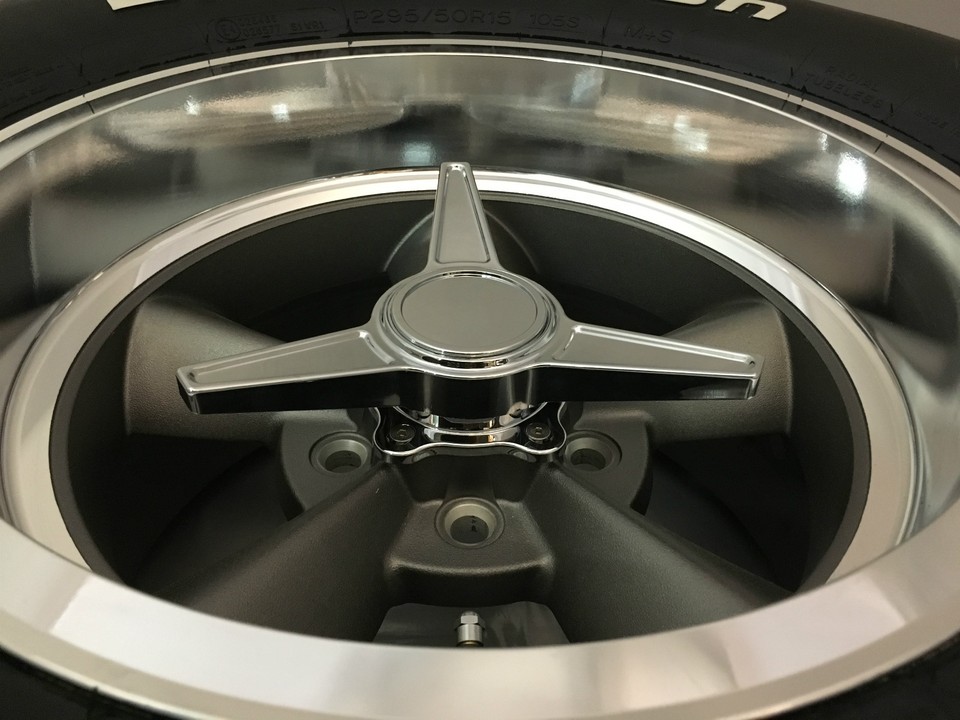 SET OF 4 SPINNER FITS U.S. MAGS WHEEL RIM CHROME CENTER CAPS TRIBAR ...