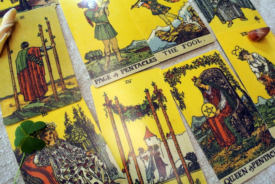 Smith-Waite Tarot Deck Borderless by Arthur Waite (2017, Book, Other ...