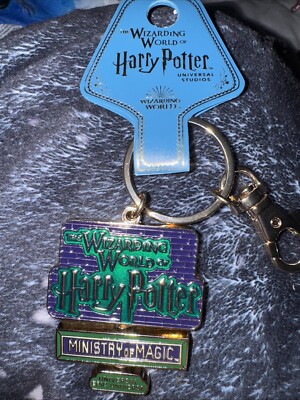 NEW Wizarding World Of Harry Potter Ministry Of Magic Keychain Epic ...