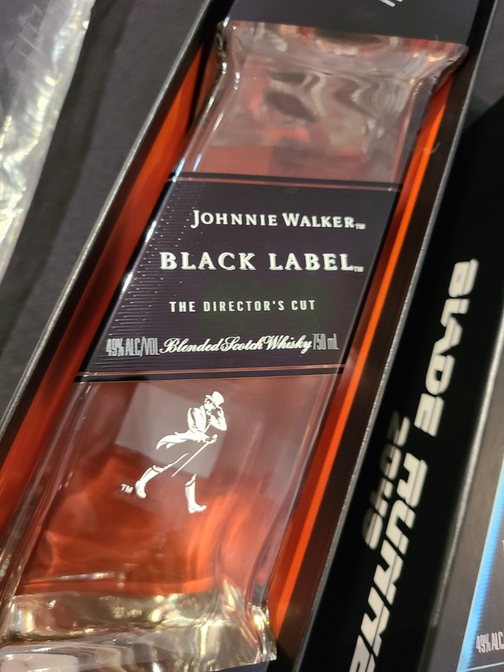 Johnnie Walker Black Label Blade Runner 2049 Directors Cut Empty Bottle ...