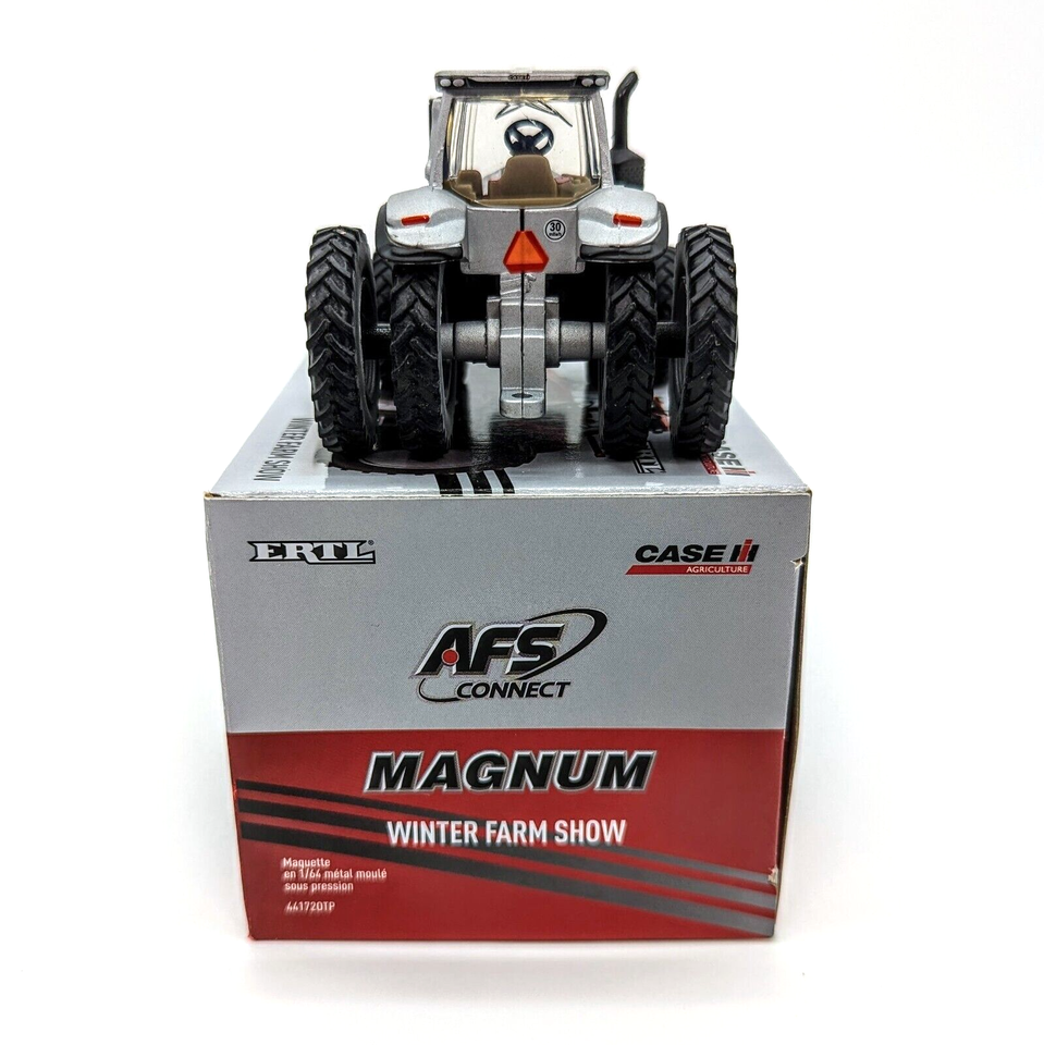 1/64 scale Case-IH Magnum 380 tractor Winter Farm Show Edition Chase ...