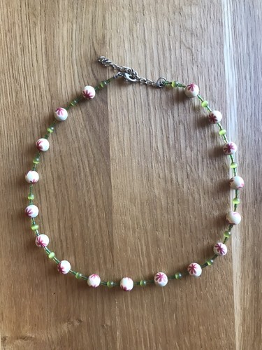 Green Flowery Bead Necklace | eBay