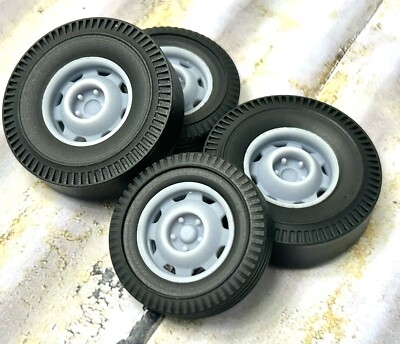 1/24 Scale: Big ‘N Little Piecrust Slicks W/ 15-inch “Divco Milk Truck ...