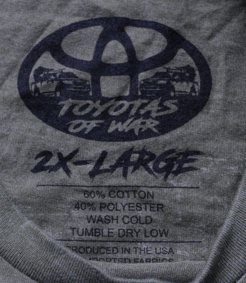 Toyotas Of War Men's S/S Hilux with 50 T-Shirt WR4 Military Green Size ...