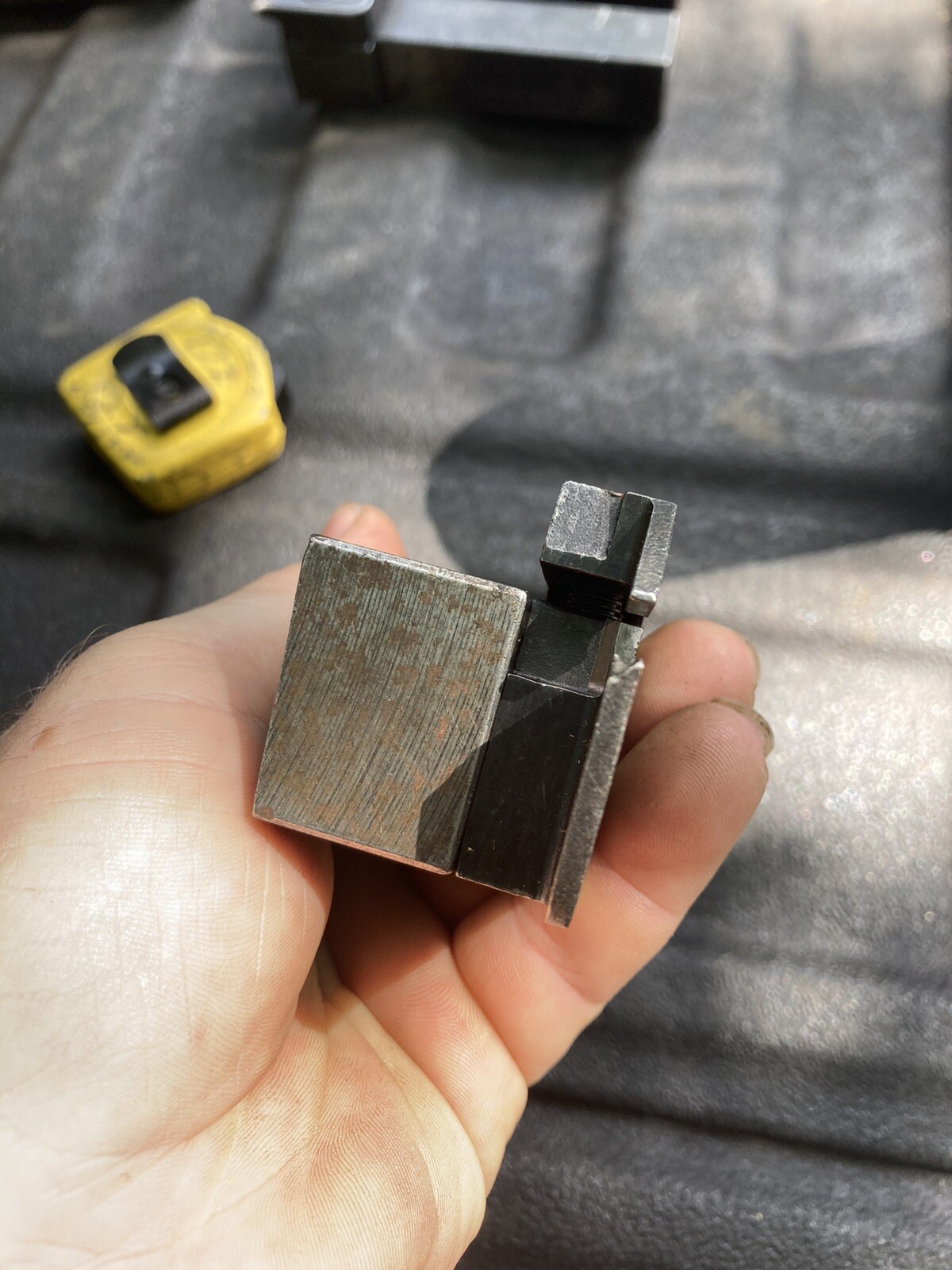 D) Valenite VHDBS-16R Metal Lathe Face Grooving Trepanning Tool Holder ...