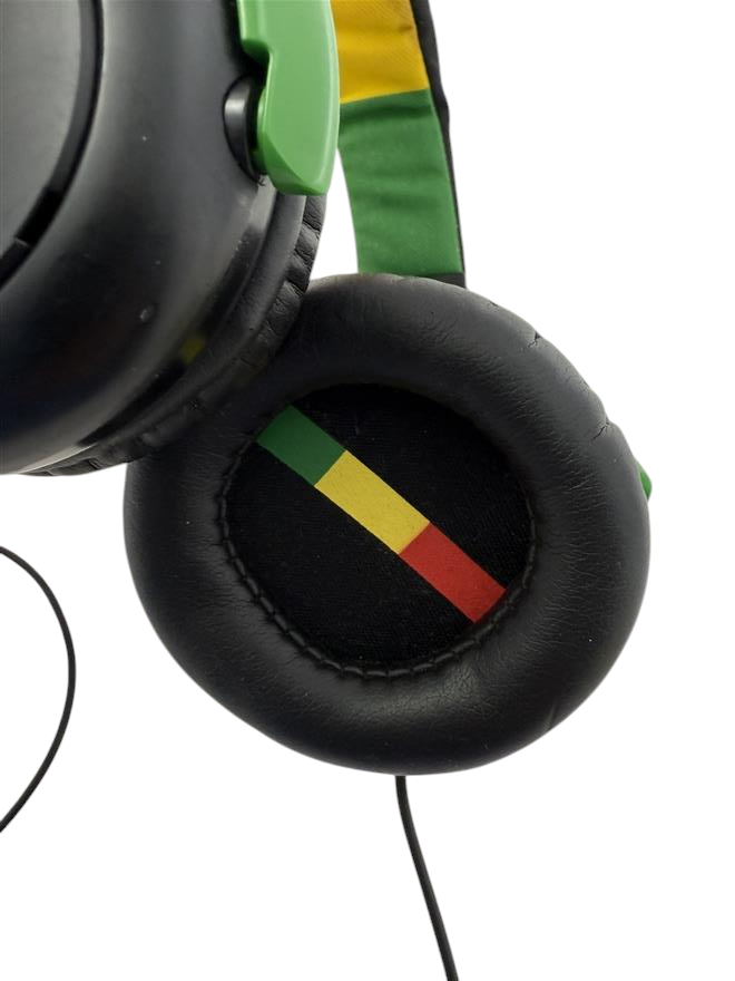Skullcandy Logo Rasta
