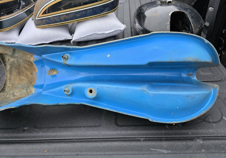 NOS VINTAGE BULTACO ALPINA MOTORCYCLE GAS TANK FIBERGLASS BLUE SILVER ...