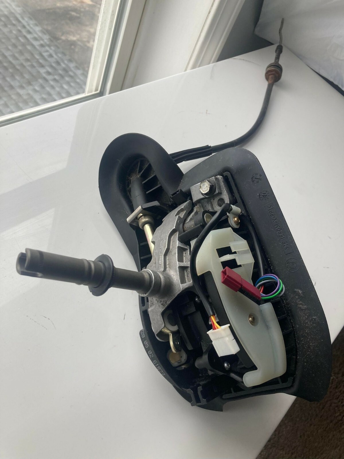 2001 BMW 330i E46 AUTOMATIC TRANSMISSION GEAR SHIFTER SELECTOR OEM | eBay