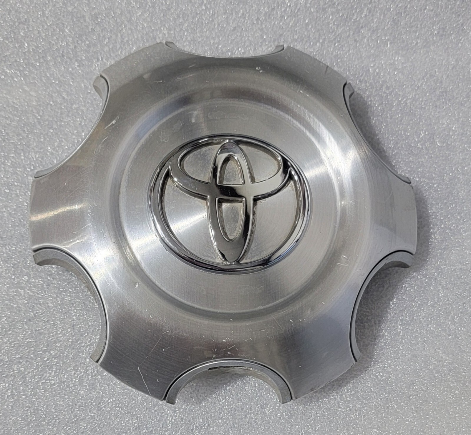 2003-2009 Toyota 4Runner OEM Machined Center Cap 69430 4260360500 | eBay