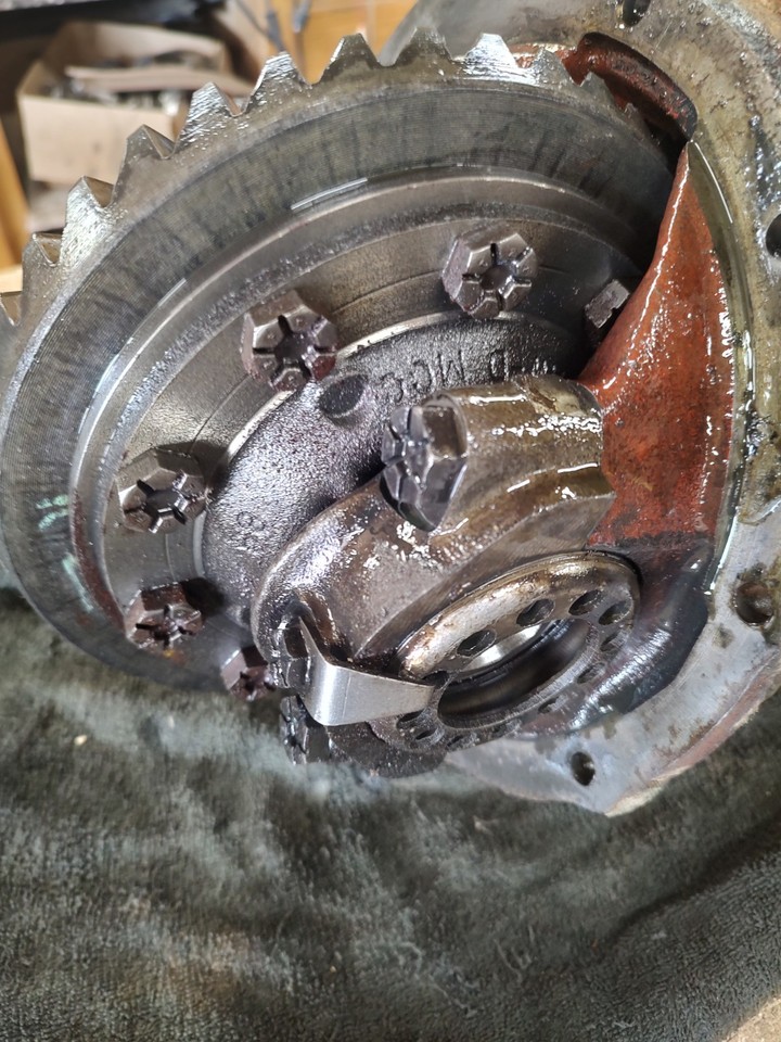 Ford 9 Inch 2.75 Ratio 28 Spline Axle 3rd Member 9" Third Member | eBay