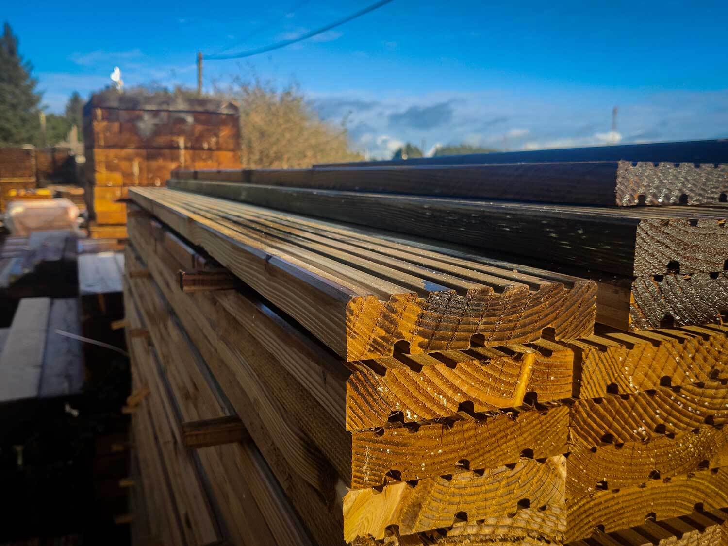 Heavy Duty Premium Treated Timber Decking Boards 30mm Thick x 150mm ...