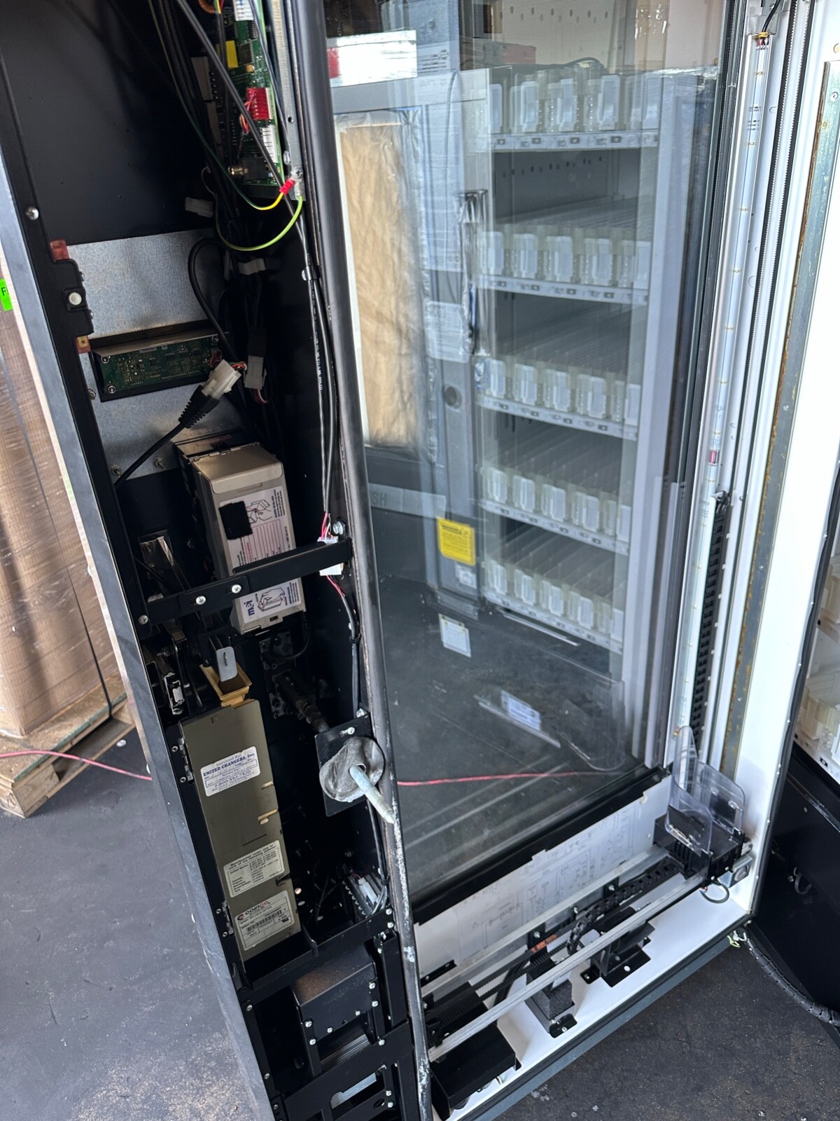 Royal RVV-500 Glass Front Drink Vending Machine Pepsi MDB FREE SHIPPING ...