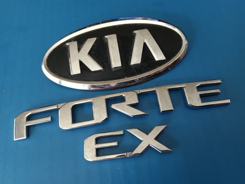 KIA FORTE EX Genuine Trunk Chrome Emblem set with KIA LOGO USED Badge ...