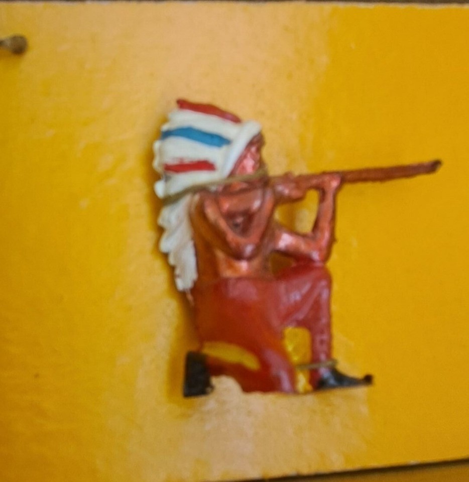 Crescent Toys Toy Soldiers Indians 49/10 Native Americans Vintage Box ...