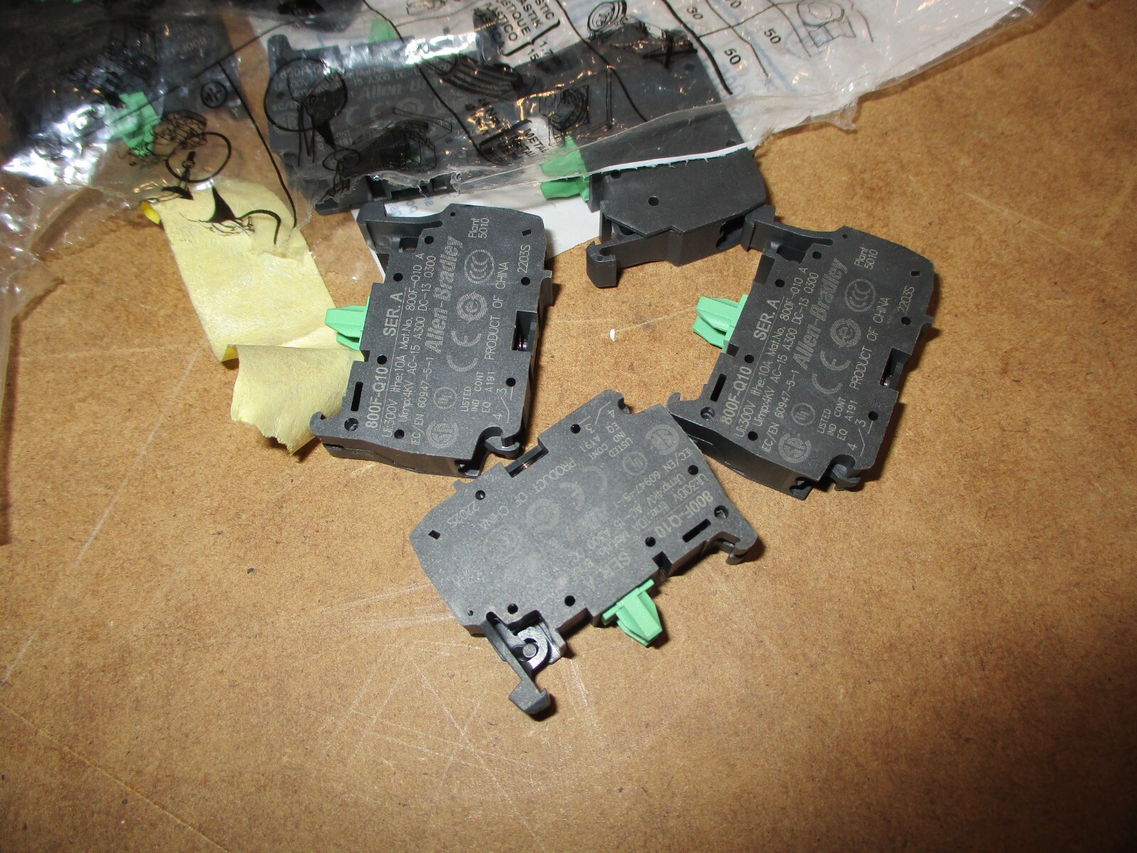 ALLEN BRADLEY 800F-Q10 NORMALLY OPEN CONTACT BLOCK FOR 22MM PB NEW PACK ...