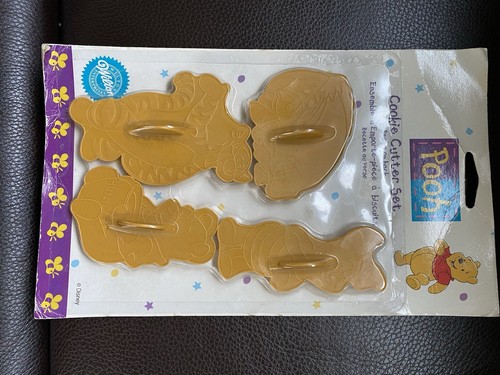 VTG 1996 Wilton Disney Cookie Cutter Set Winnie the Pooh Eeyore Tigger ...