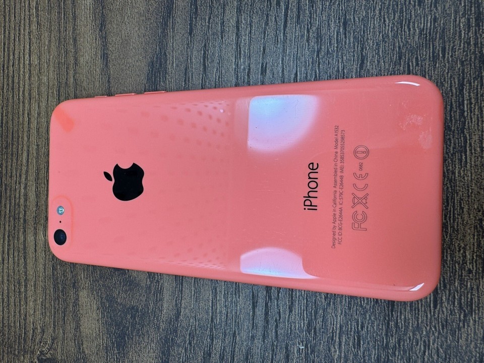 2 - Apple iPhone 5C A1532 32GB, Red & White Case, Headphones, Cables ...