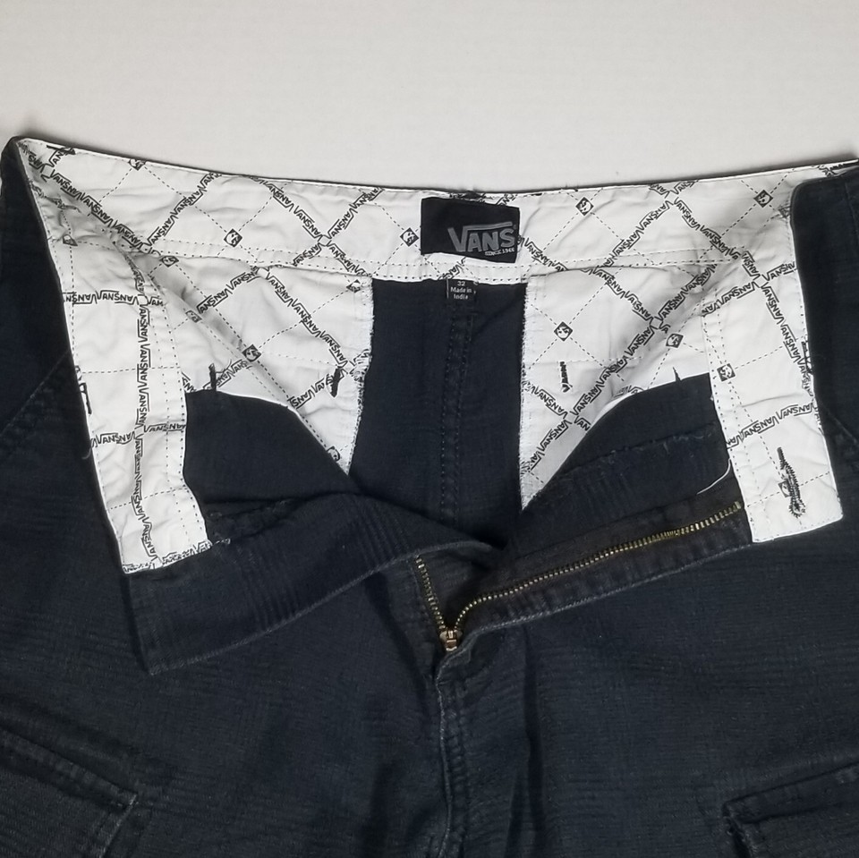 VANS BLACK SHORTS CARGO FLAT FRONT 32" WAIST MEN'S CASUAL SKATER SKULL ...