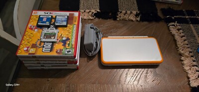Special Edition Nintendo 2DS XL Console - White/Orange - Mario Kart 7 ...
