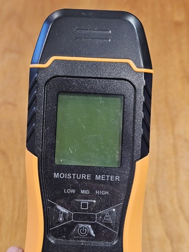 Digital Pin Type Wood Moisture Meter with 3 Colored Indicators ...