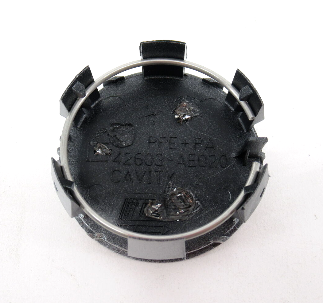 Genuine OEM Toyota 42603-AE020 Wheel Center Cap 2004-2006 Sienna ...