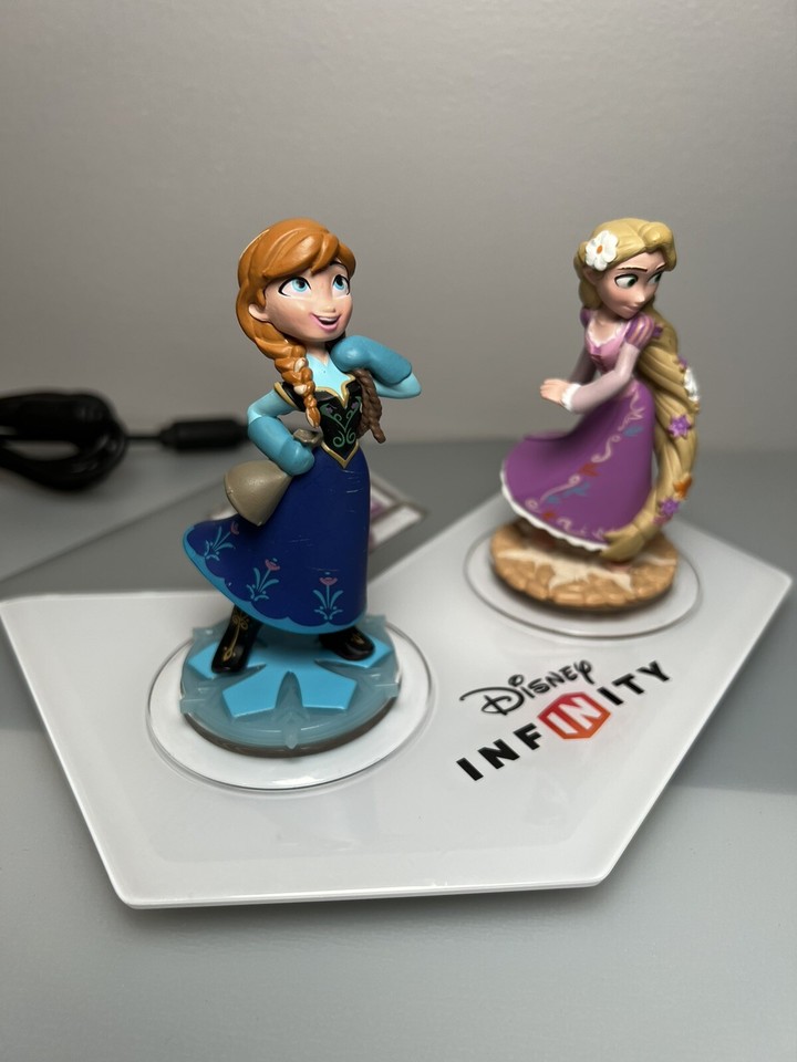 Disney Infinity Princess Bundle: Anna (Frozen) and Rapunzel (Tangled ...