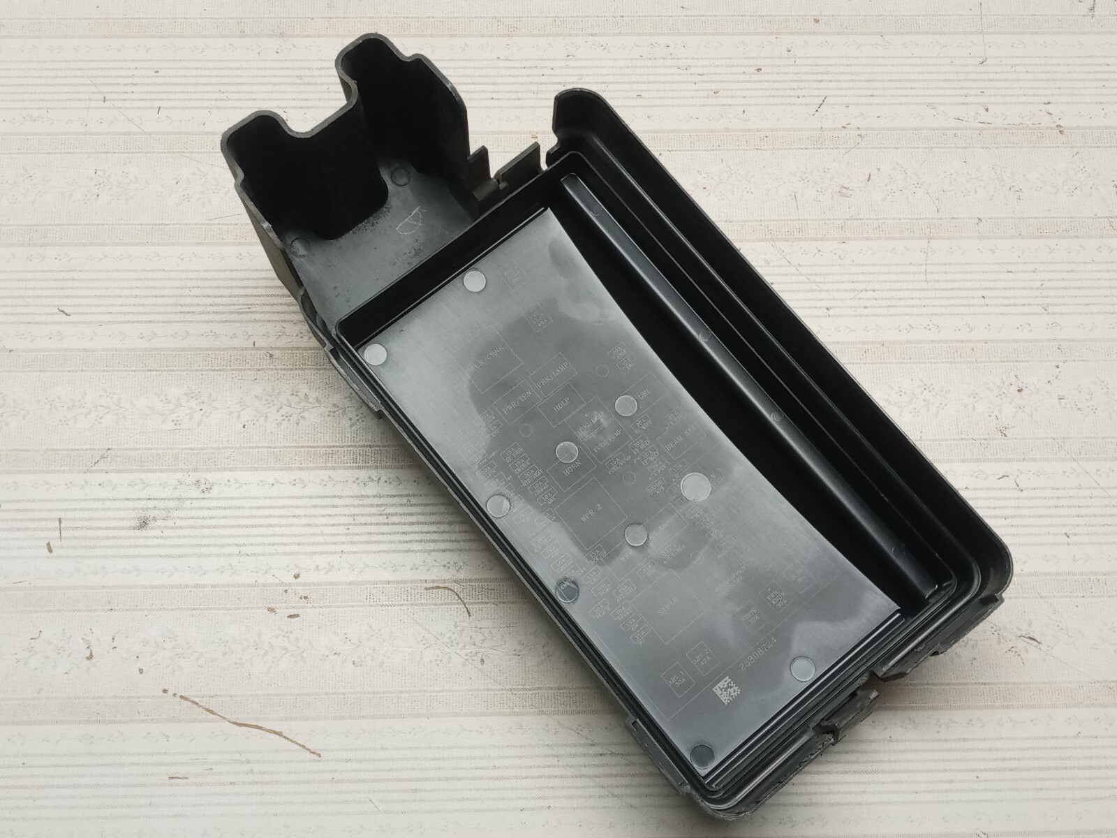 2004-2012 Chevrolet Chevy Colorado GMC Canyon Engine Fuse Relay Box Lid ...