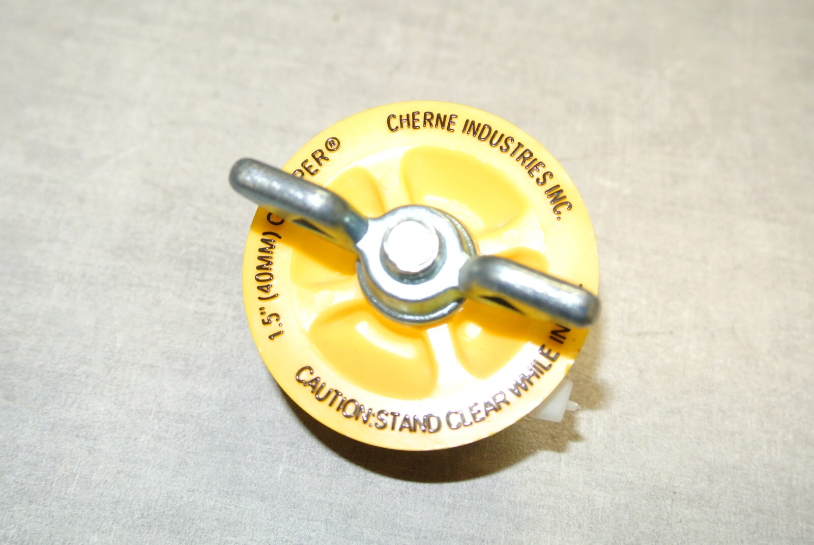 Cherne Industries 1-1/2 in. End-of-Pipe Gripper Plug 270210 ...