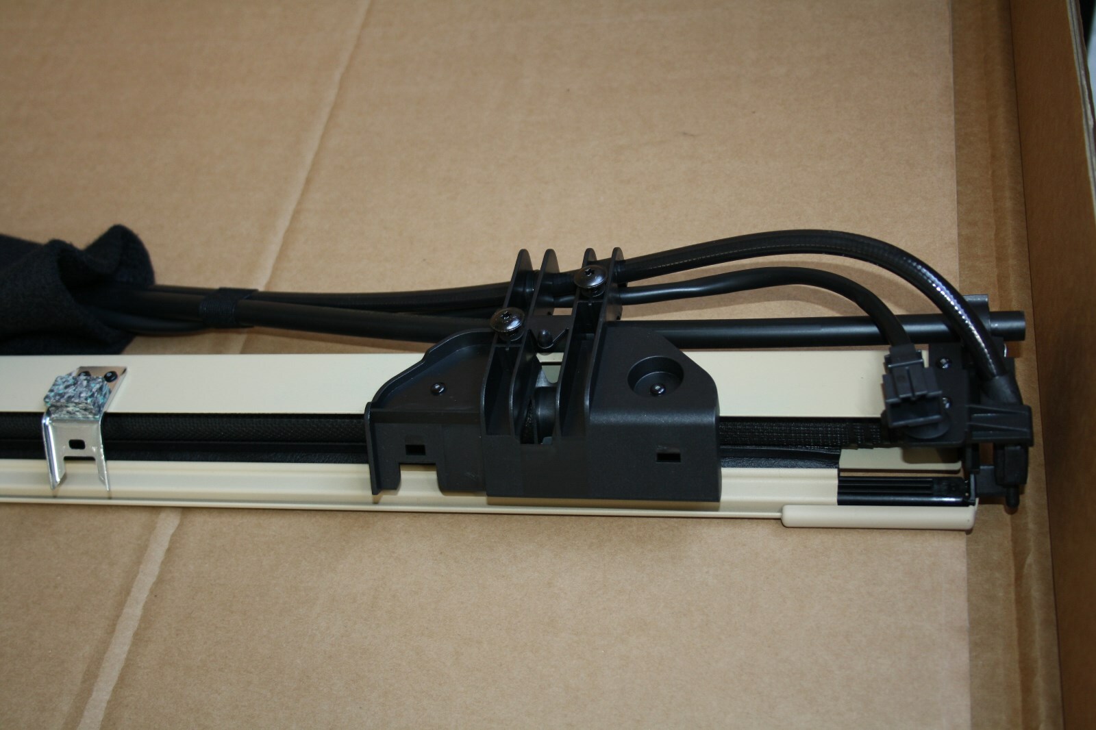 ORIGINIAL AUDI A6 Sonnenschutzrollo Elektrisch Heckscheibe 4G5861325D ...