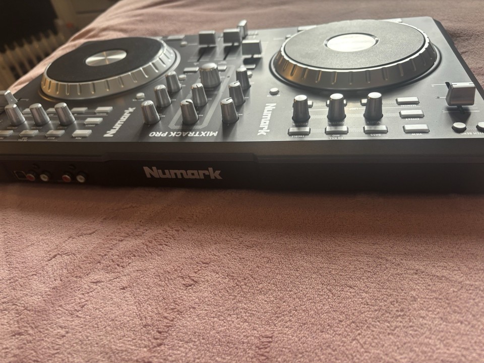 Numark Mixtrack Pro DJ Software Controller with Audio I/O | eBay UK
