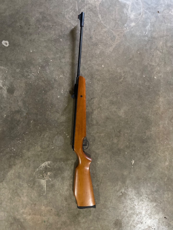 Ruger Air Hawk Air Rifle .177 pellet rifle, fair condition, functions ...