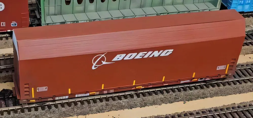 HO Scale Boeing 737 Skybox Cargo | eBay