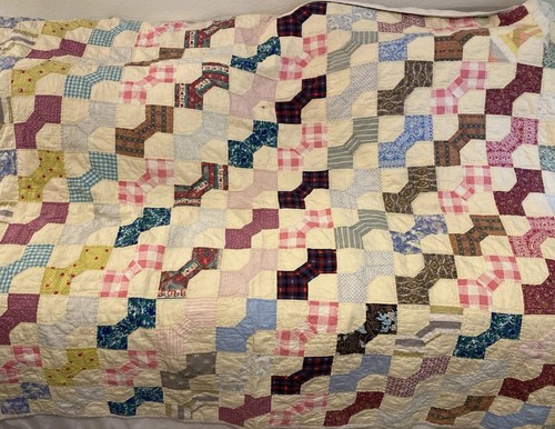 Vintage Charming & Sweet “Bow Tie” Feed Sack Quilt 60”x76"~By Hand~TLC ...
