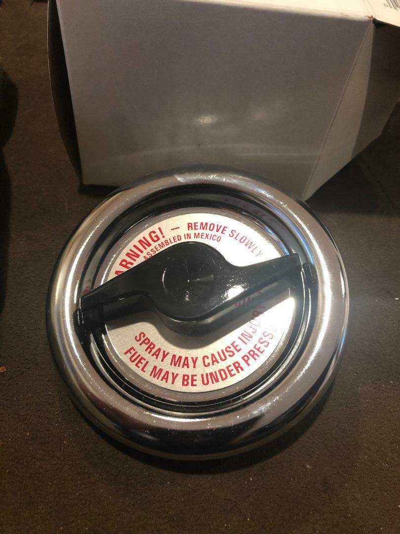 NOS 1966 1967 1968 1969 FORD RANCHERO GAS FUEL CAP ASSEMBLY GATES 31624 ...