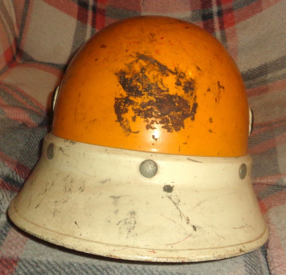 Vintage Federal Signal Firefighter Helmet With Face Shield Yellow FH2 ...