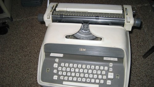 Close-Out Refurbished IBM Model C Electric Typewriter, Light Tan, w ...