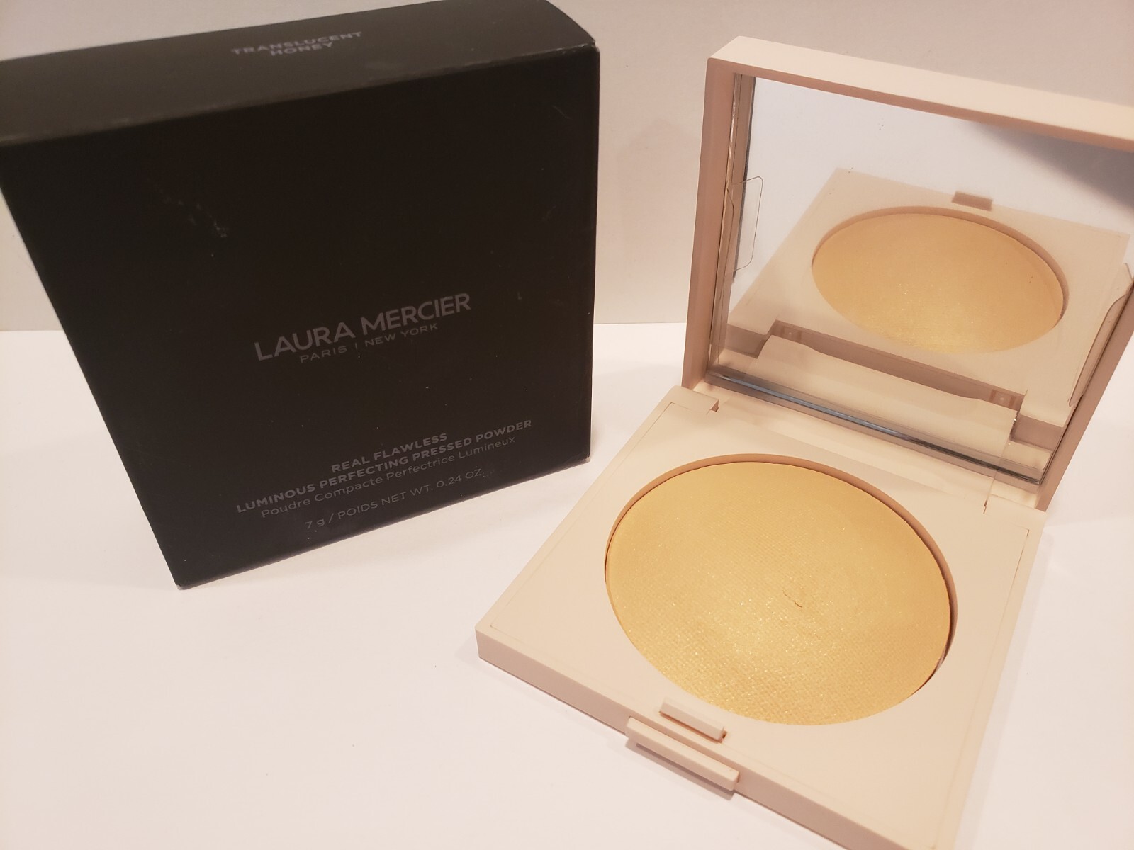 Laura Mercier Real Flawless Luminous Perfecting Pressed Powder ...