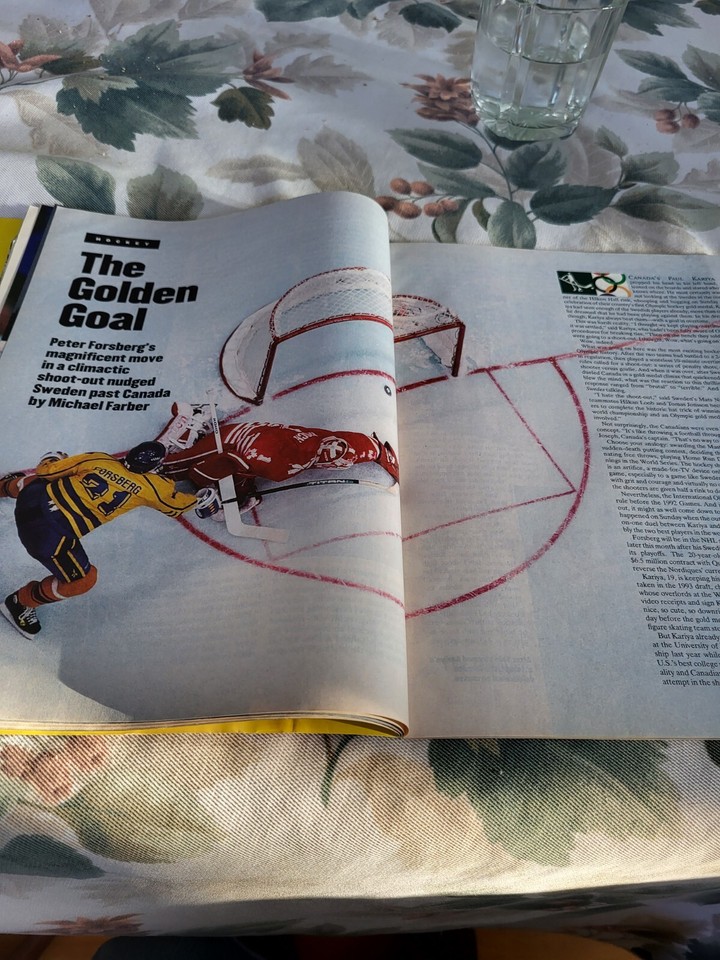 SPORTS ILLUSTRATED MARCH 7, 1994 NBA DAVID ROBINSON MR. MVP FRONT COVER ...