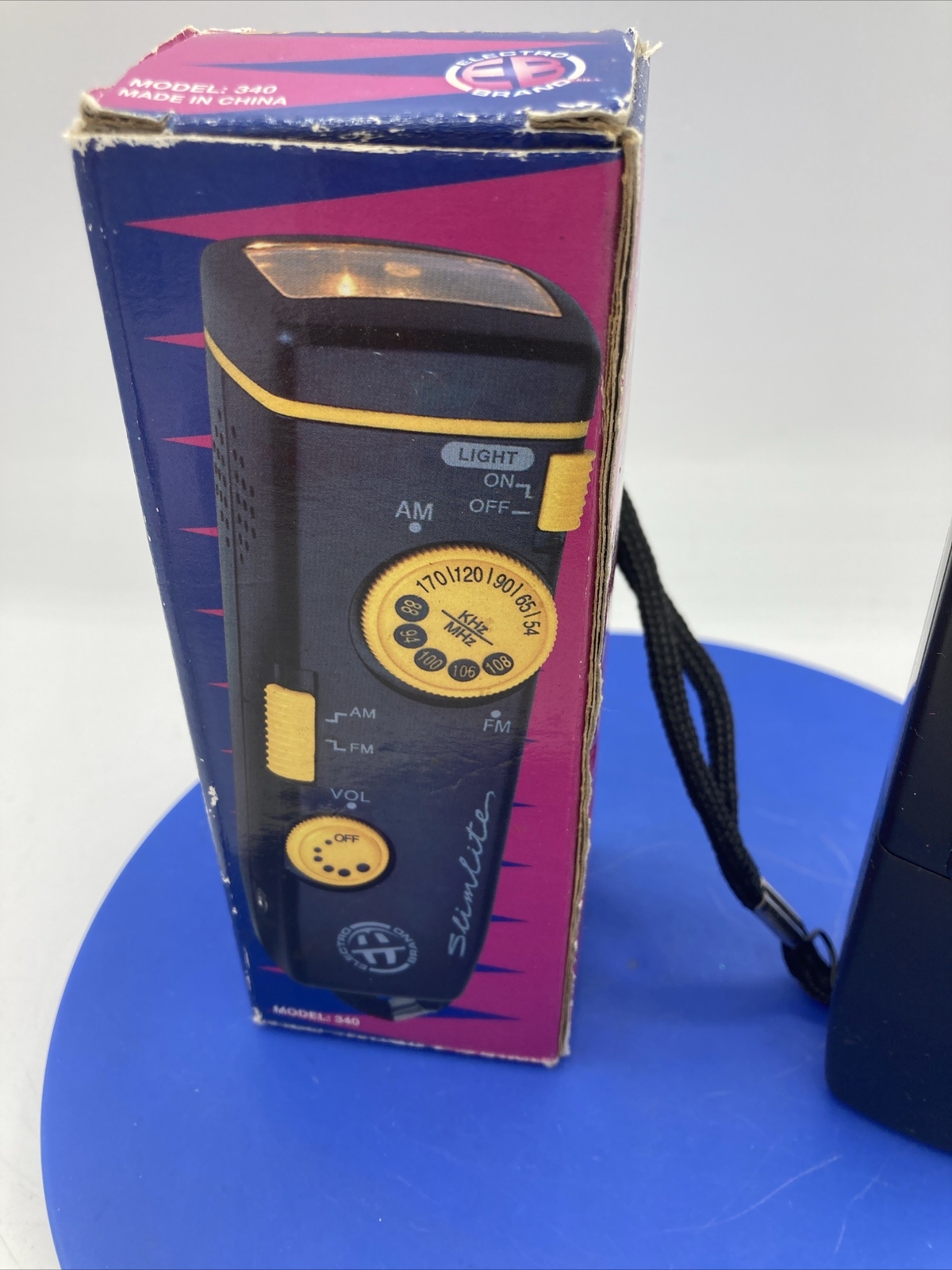 Electro Brand AM/FM Radio Flashlight, Vintage, Black/Yellow, UPC ...